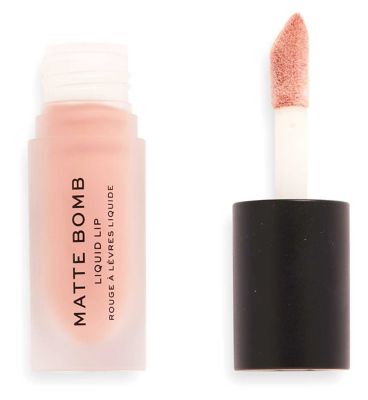 Lips | Revolution - Boots